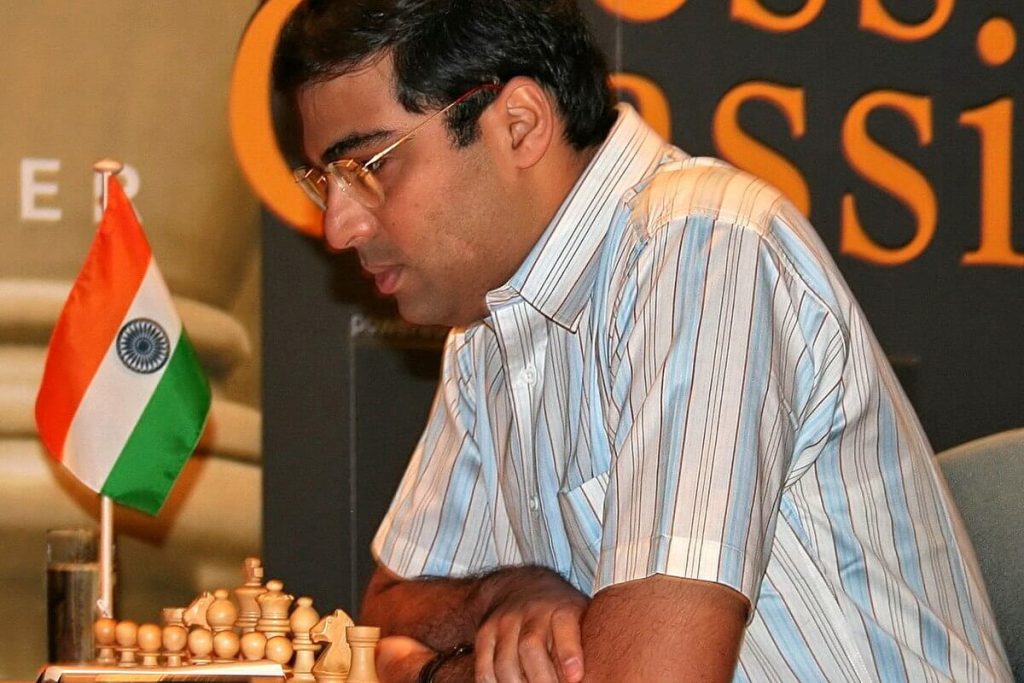 Famous Chess Players with Background in Math - Henry Chess Sets