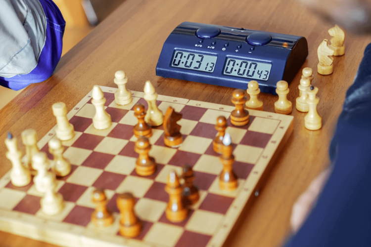 Exploring Chess Variants: A Guide to Different Types - Henry Chess Sets