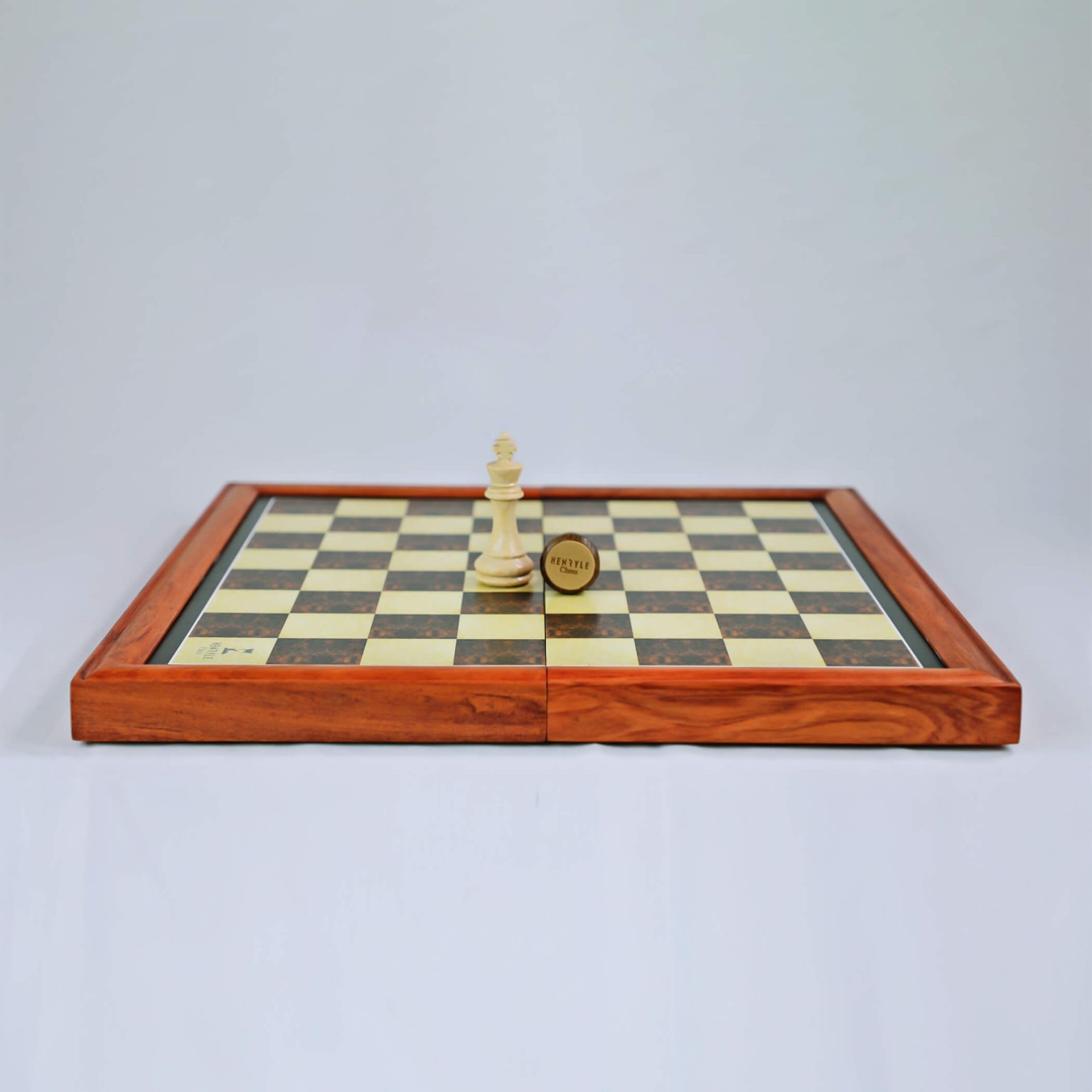Deluxe Folding International FIDE & USCF Tournament Chess Board - Henry ...