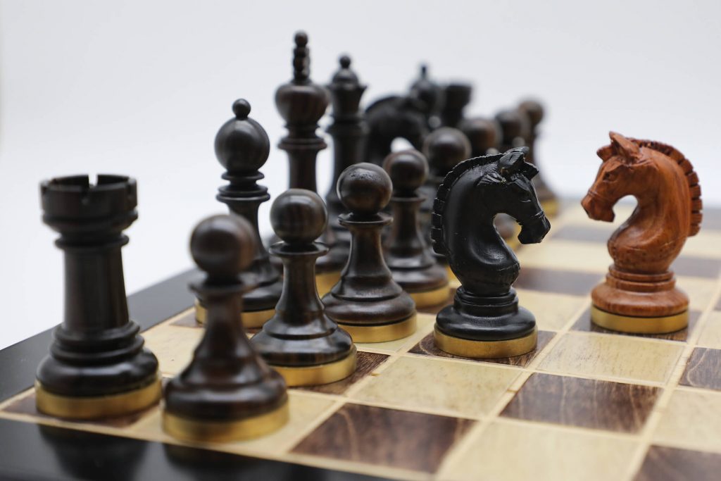 High-Class Chess Pieces (VII) - Ebony & Padauk Wood - Henry Chess Sets