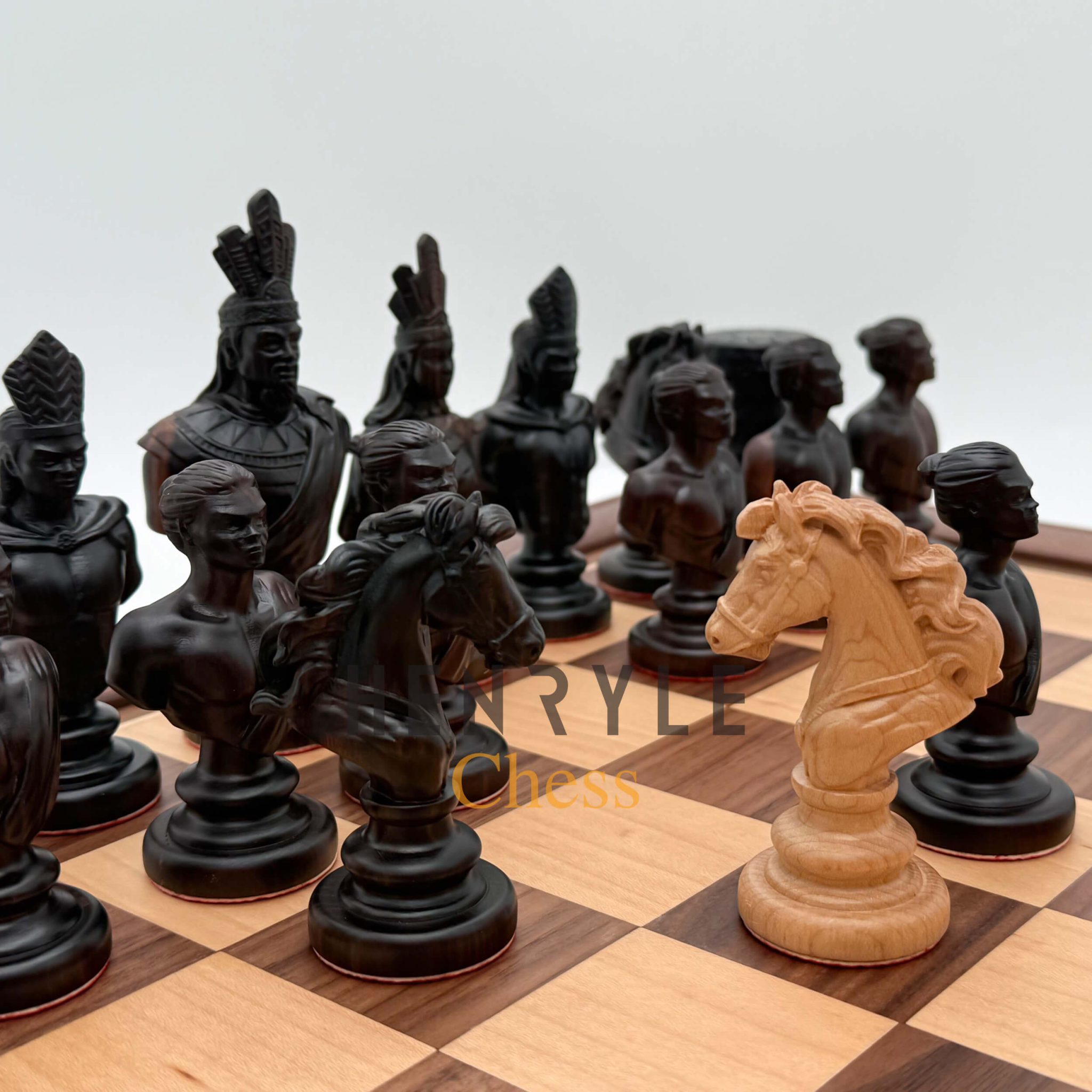 High-End Hung King Chess Set - Signature #02 - Henry Chess Sets