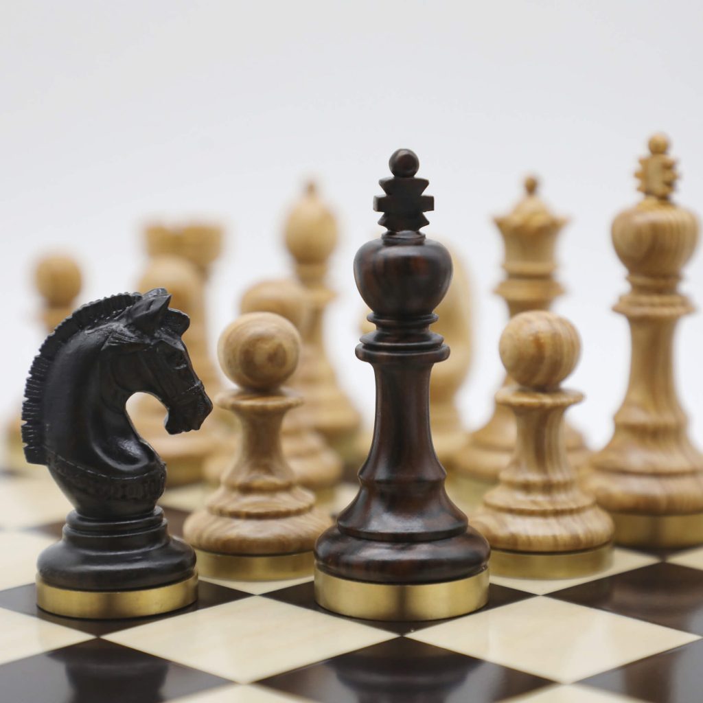 High-Class Chess Pieces- Ebony and Oak Wood - Henry Chess Sets
