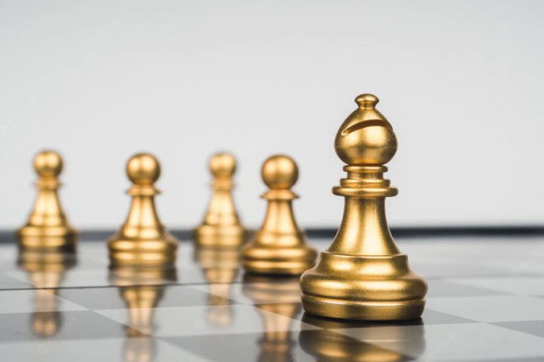 Chess Bishop: How To Move And Master Bishops - Henry Chess Sets