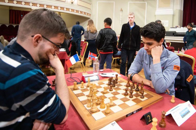 Isle of Man Chess Tournament: Battle of Chess Titans - Henry Chess Sets